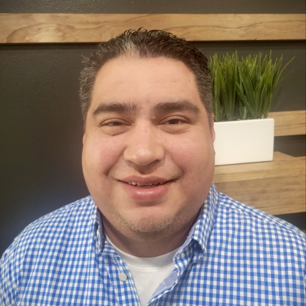 Rafael Chavez, LSCSW - Level Wellness Mind